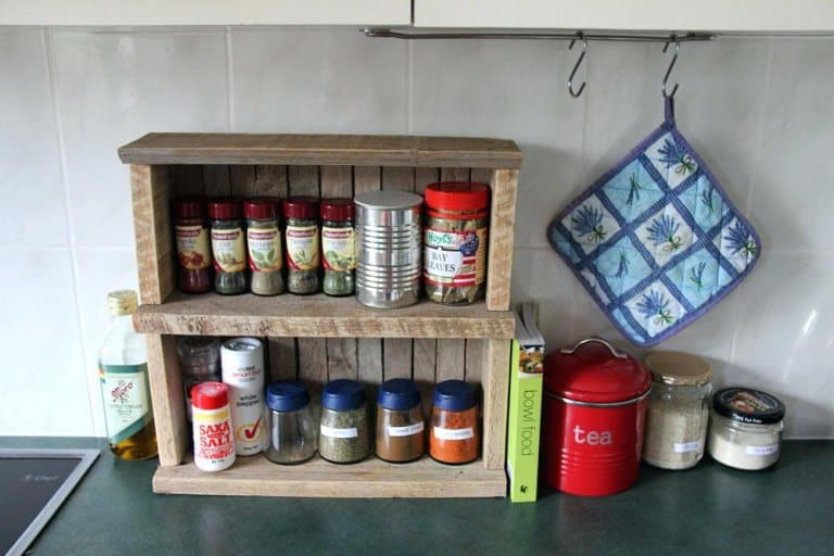 57 Fabulous Spice Rack Ideas (A Solution for Your Kitchen Storage)