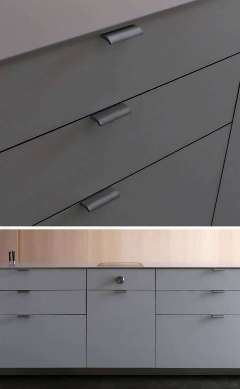 29 Catchy Kitchen Cabinet Hardware Ideas [A Guide for Decorating]